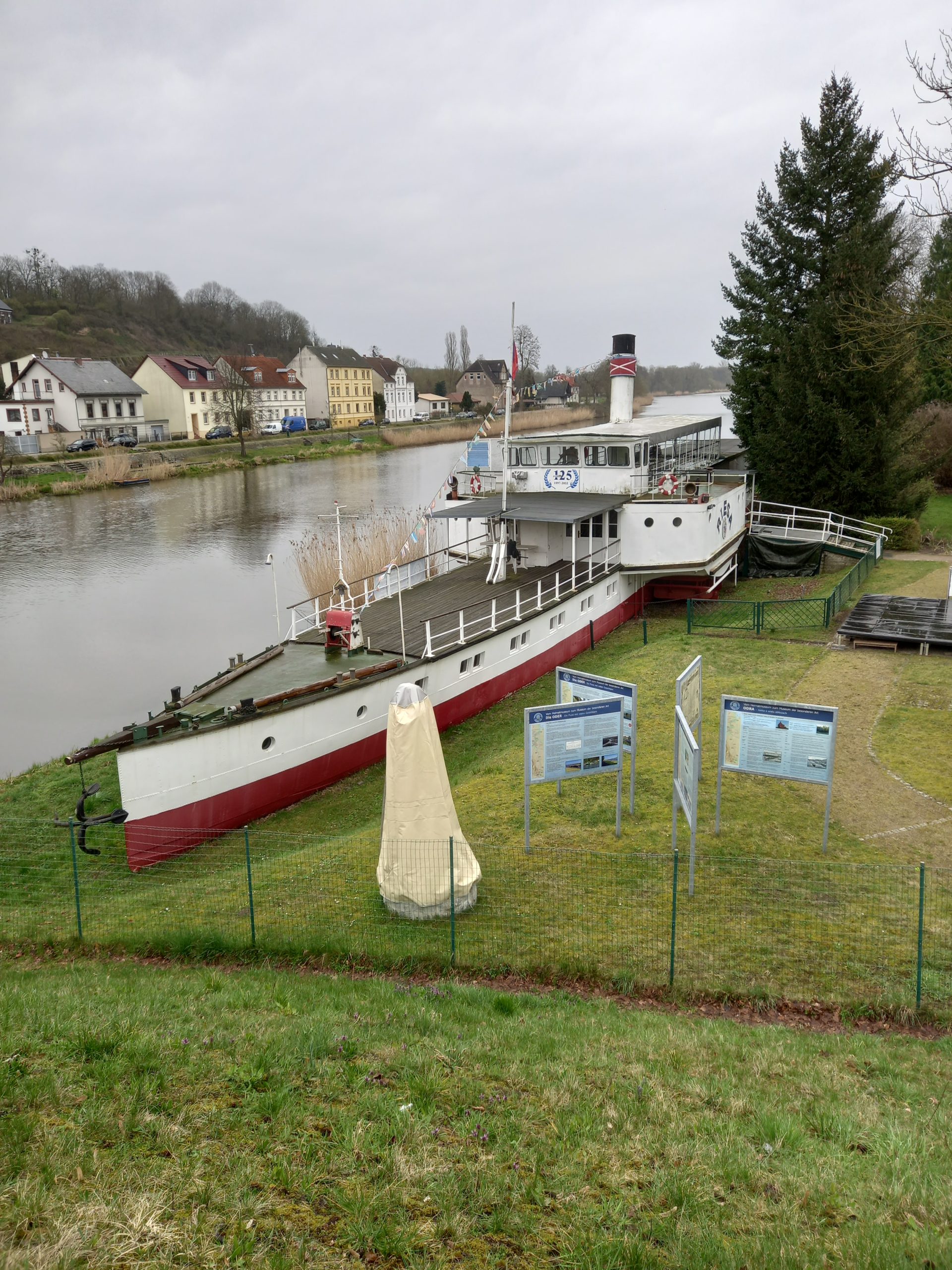 Riesa liegt an der Elbe | JODOCK